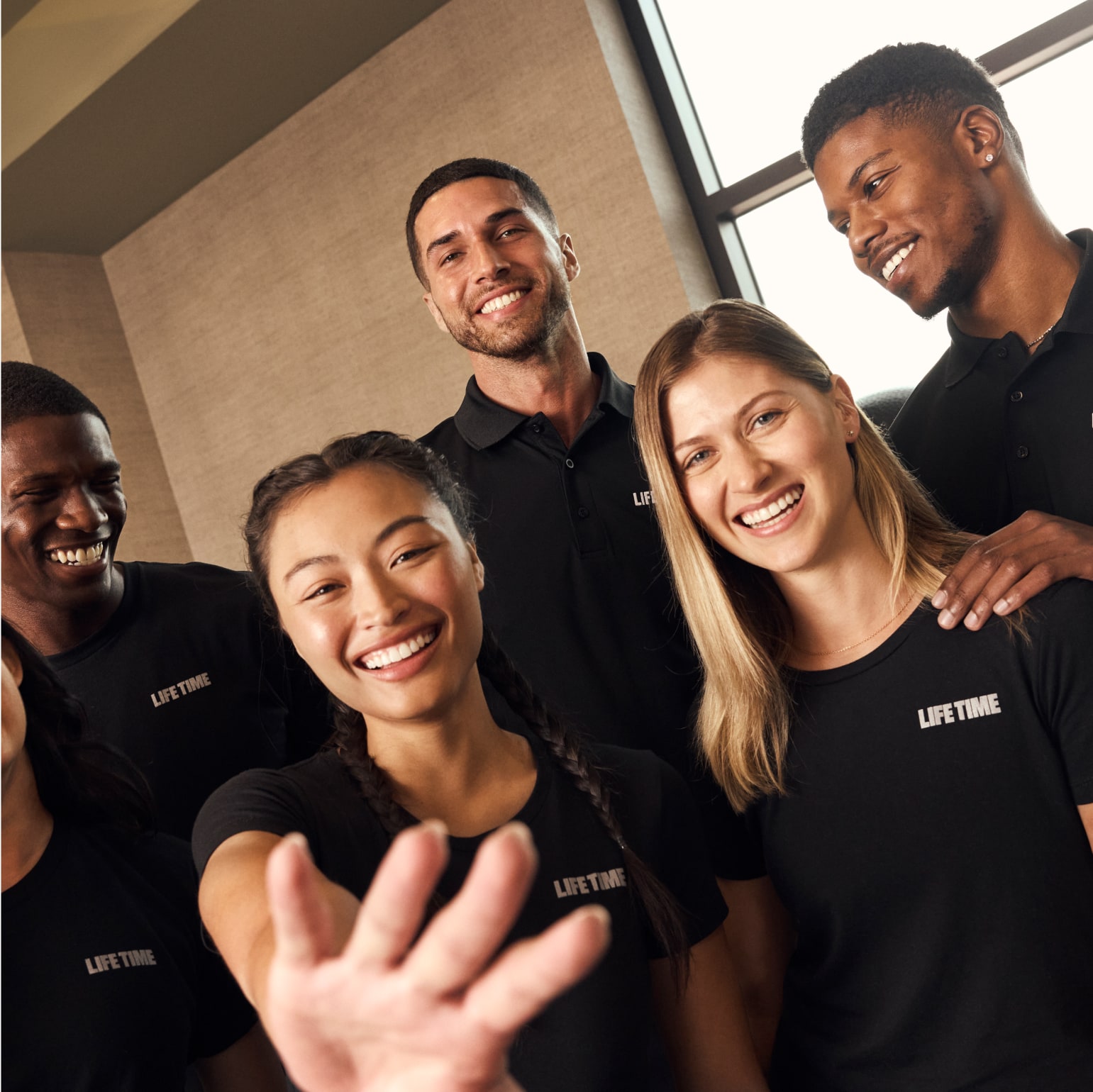 Life Time Group Holdings, Inc. (LTH)