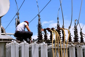 Huntsman Corporation Enriching Lives Through Innovation :: Huntsman ...